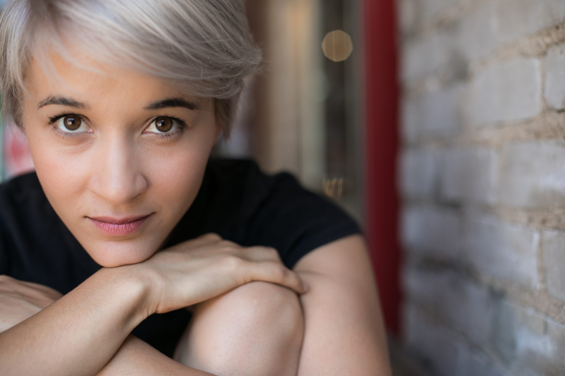 Exclusive Interview With Musician & Actress Dayle McLeod | Hollywood ...